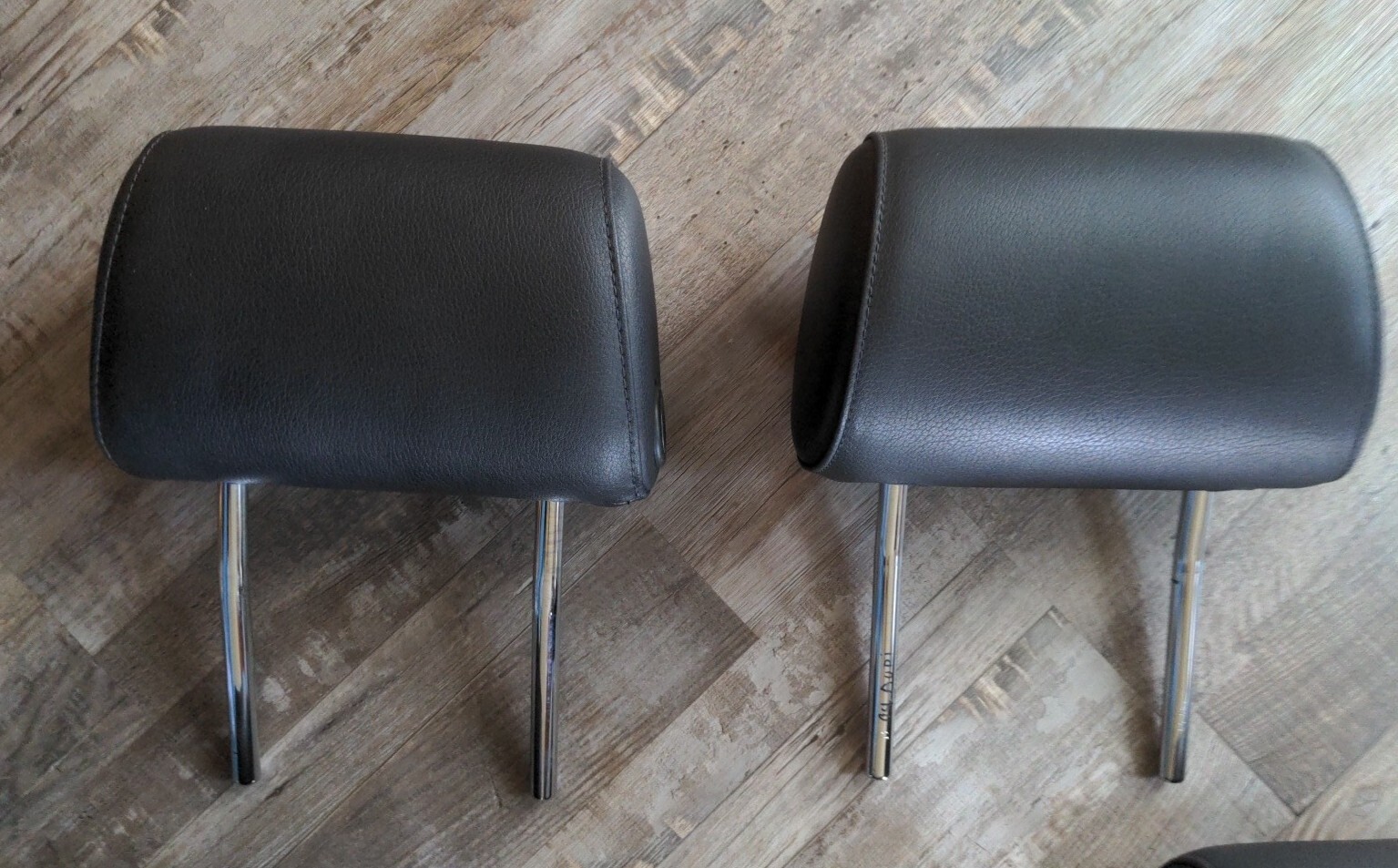 2002-2005 AUDI A4 QUATTRO - FRONT REAR Recaro Headrest Set / HEADREST ...