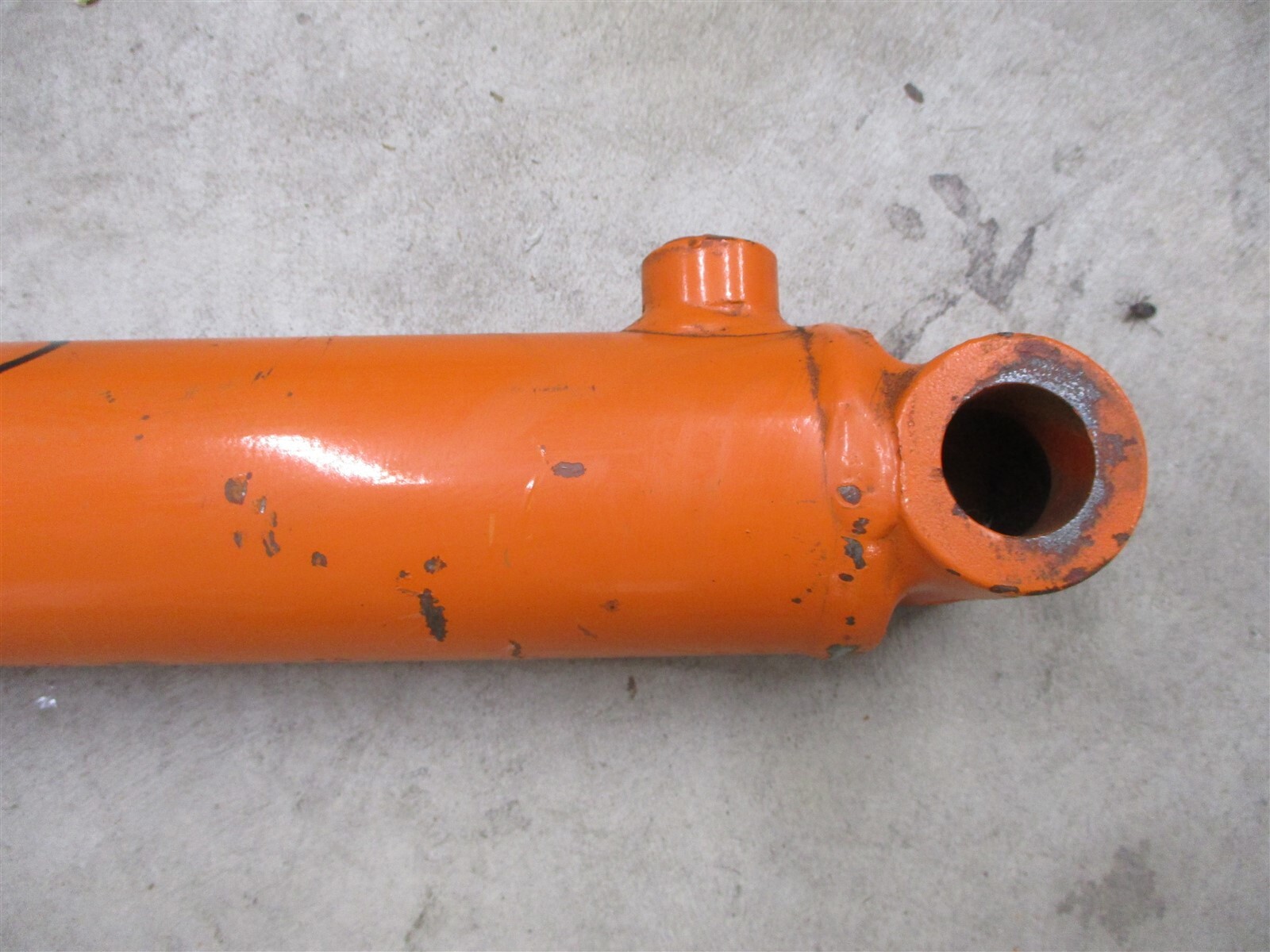 70050-01167 GENUINE OEM KUBOTA HYDRAULIC CYLINDER M1820 FRONT LOADER | eBay