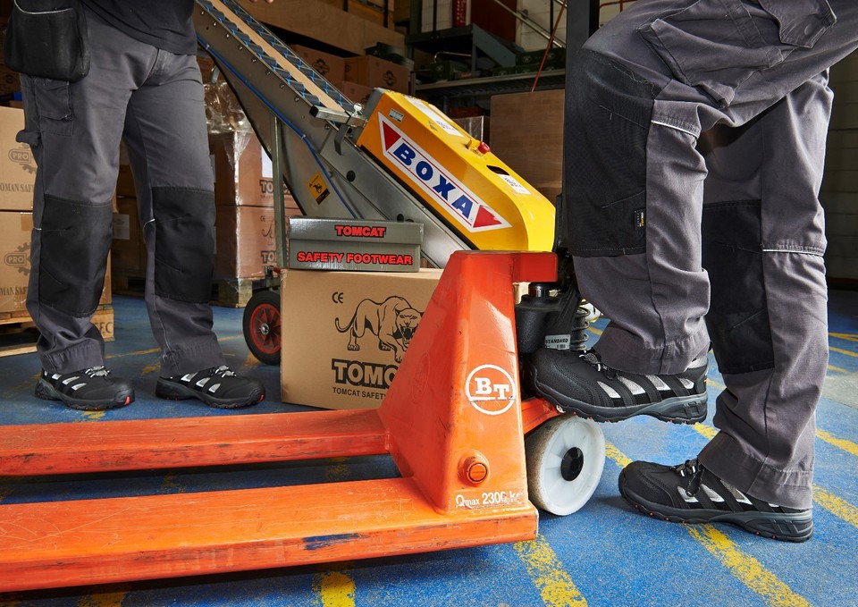 Tomcat Maine TC130A S1P Black Outsize Large Composite Toe Cap Safety ...