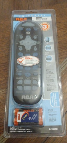 RCA - RCR311B1 Three-Device Universal Remote Control WITH Batteries ...