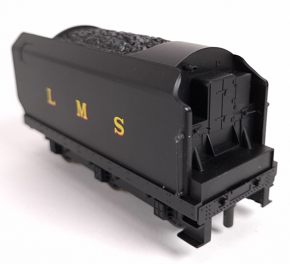 Hornby R2270 Streamlined Coronation Class 4-6-2 6241 "City Of Edinburgh ...