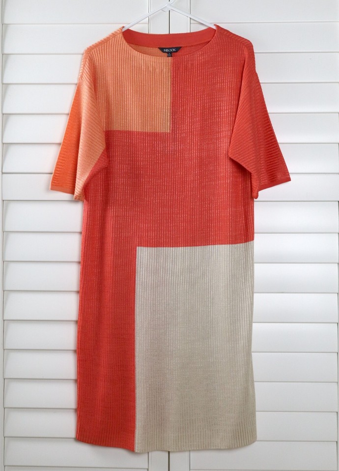EXCLUSIVELY MISOOK NWT $298 Ribbed Knit Colorblock Shift Dress Size ...