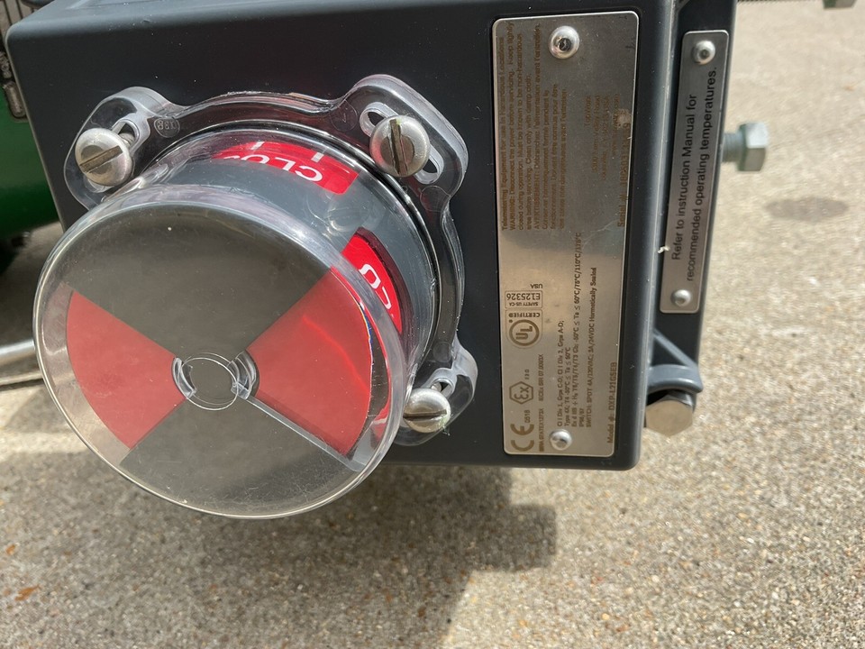 Fisher V300 4" Vee-Ball Control Valve 316SS With 2052 Size 2 Pneumatic ...