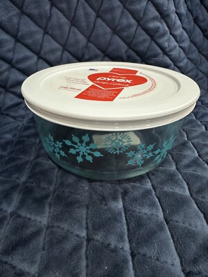 Pyrex 4 Cup Storage Bowl Christmas Winter Snowflake NEW | eBay