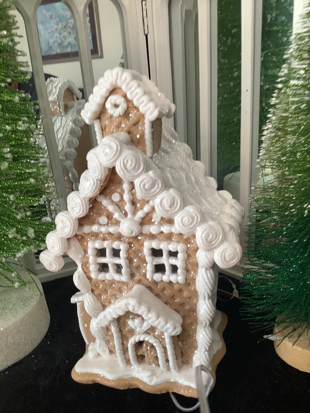 Gingerbread Lace Christmas Cottage - Lights- Elegant! | eBay