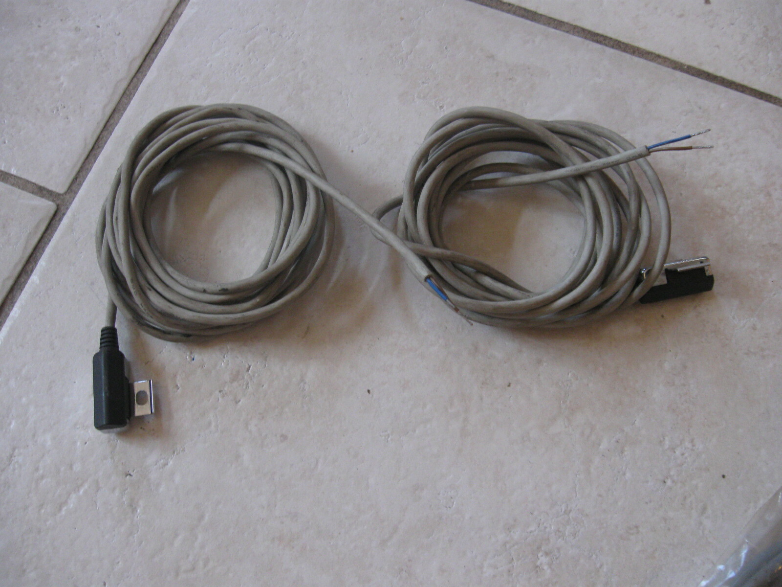 LOT of 2 NEW SMC Auto Switch Sensor Long Cord Cable USA SHIP pn#- D-J59 ...