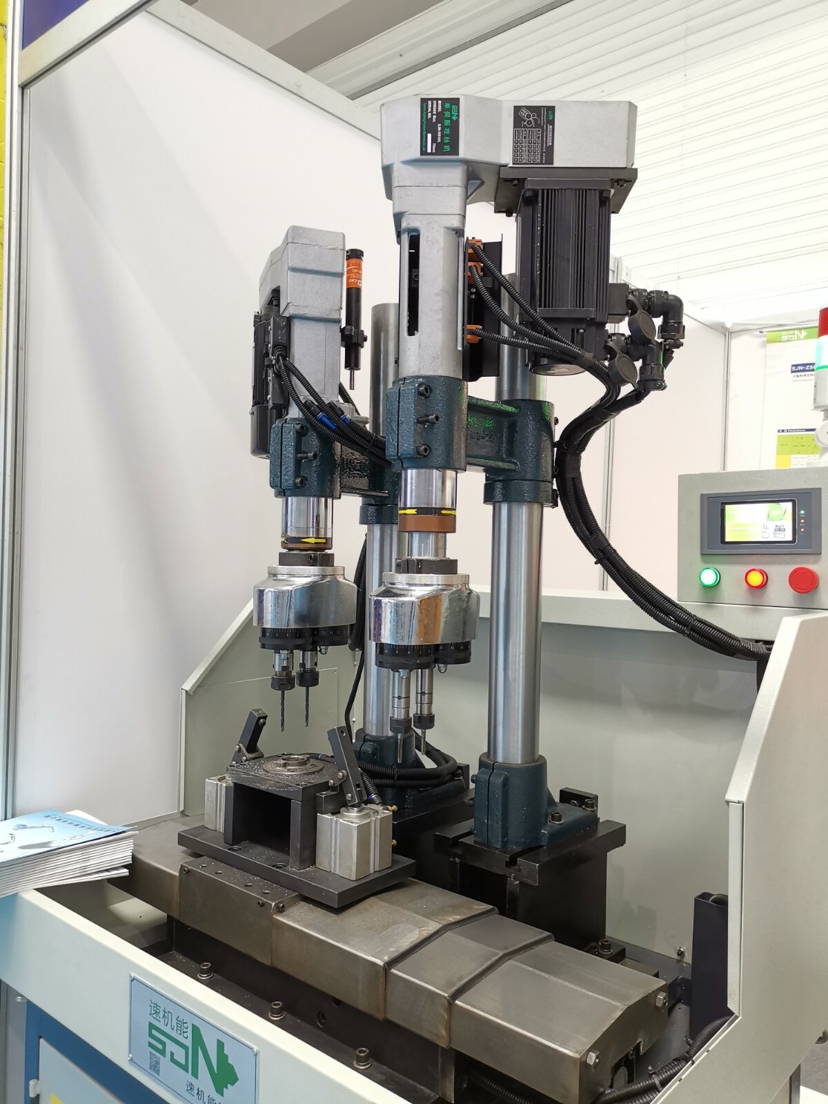 Adjustable 2 Spindles Drilling Head 2 Spindle with MT2 Driven Arbor ...