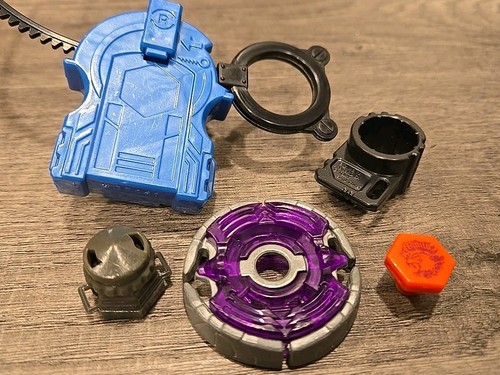 Aquila Earth Eagle Beyblade 145WD Metal Fight Fusion Masters Hasbro w ...