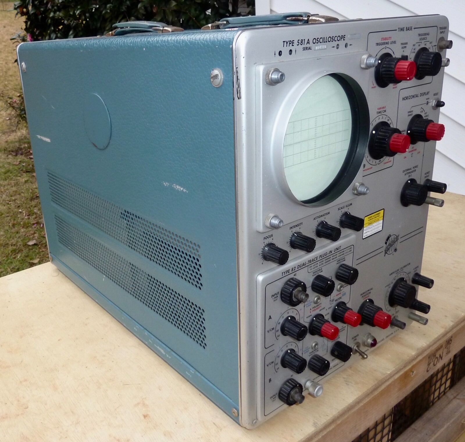 Vintage Tektronix 581A Oscilloscope 85 MHz Bandwidth Works! | eBay