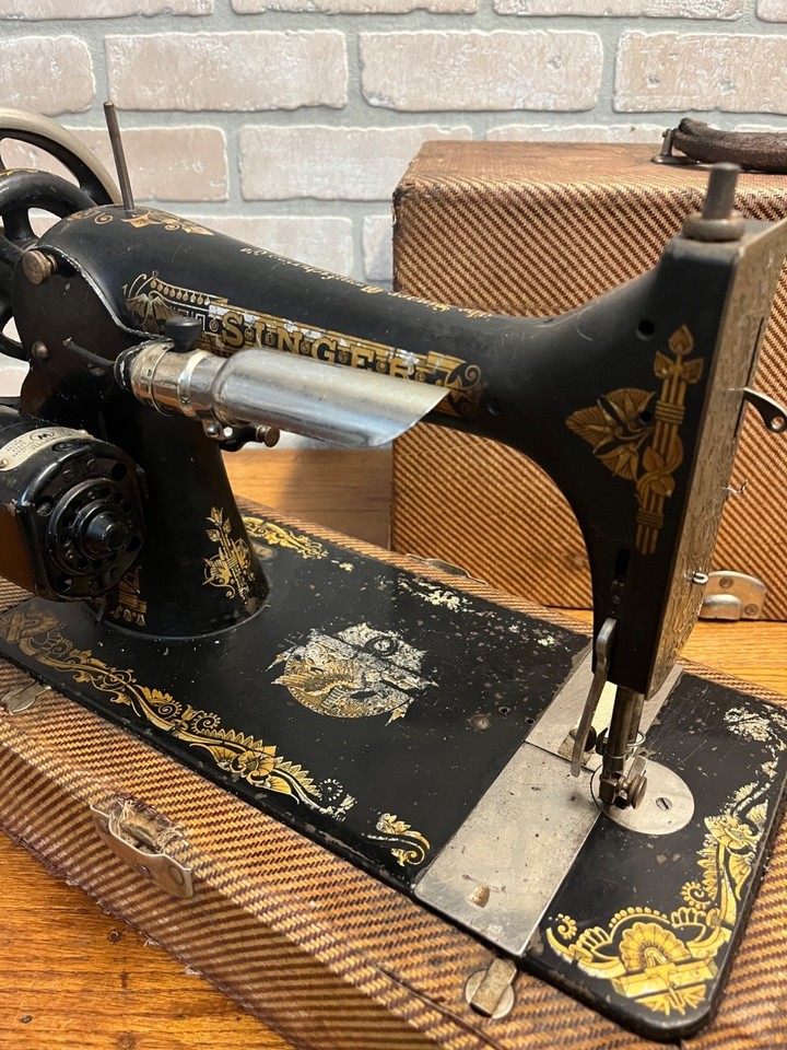 Antique 1904 Model 27 Singer Sphinx Sewing Machine w/ Travel Case | eBay