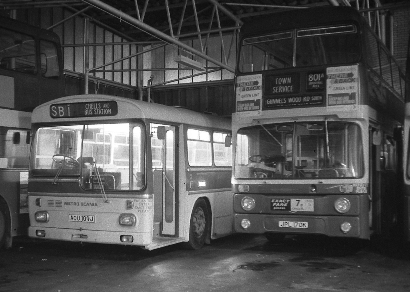 London Country ms x an stevenage garage night 6x4 Quality London Bus ...