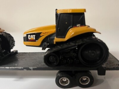 Ertl 1/64 Caterpillar Semi Hauling Set With 2 Cat Challenger 45 ...