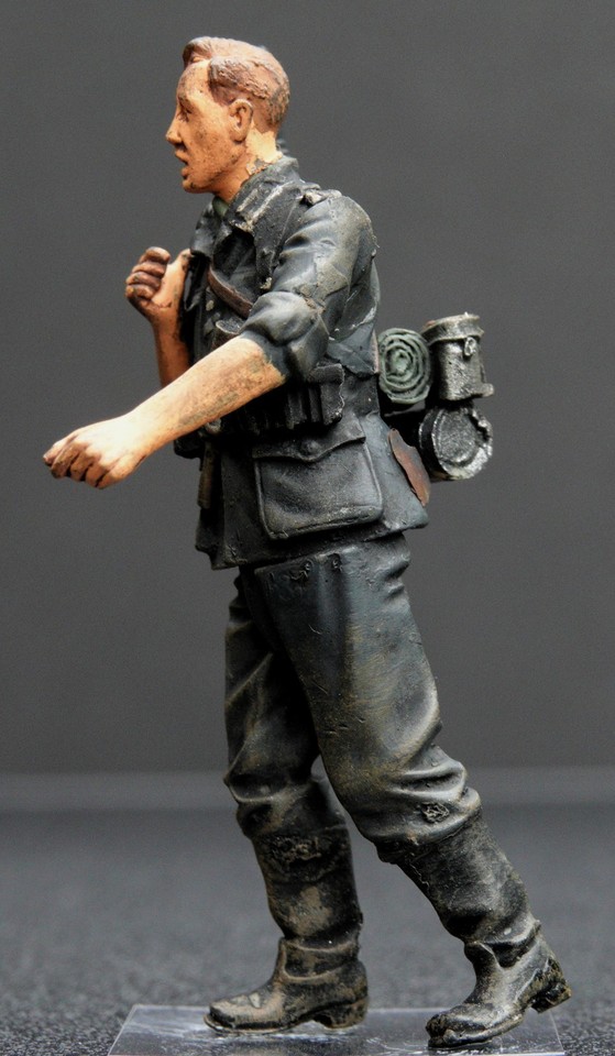 1/35 WW2 German Infantry Marching Order - Built and Painted | eBay UK