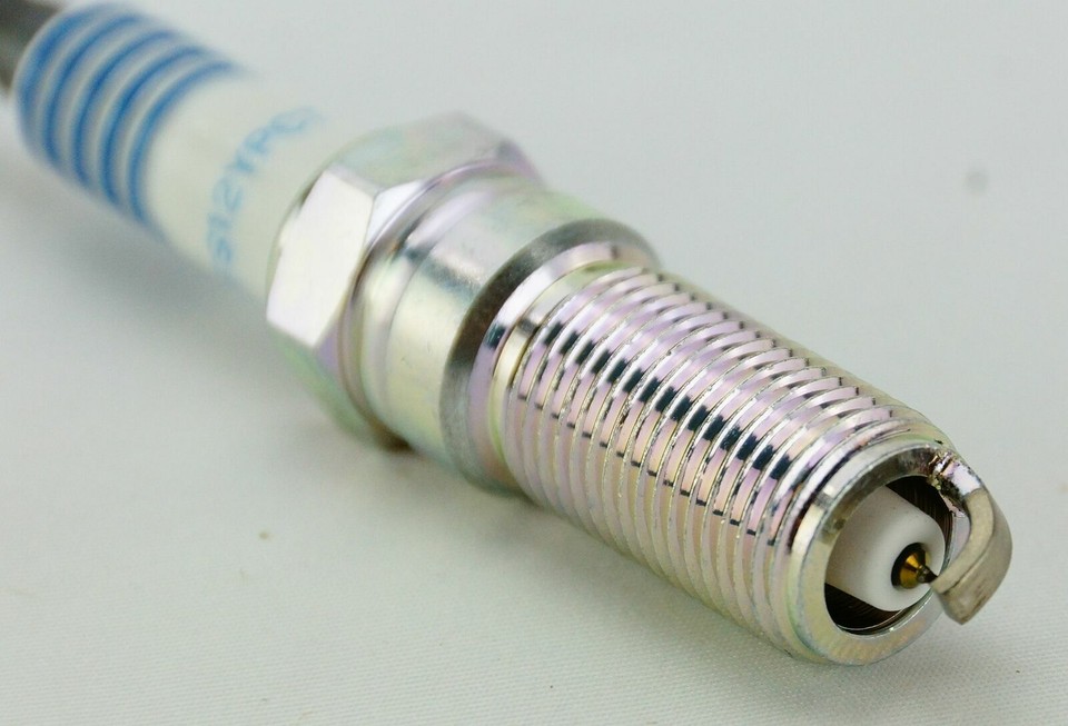 Set of 4:Motorcraft OEM Ford Iridium Spark Plugs SP550X CYFS12YPCT USA ...