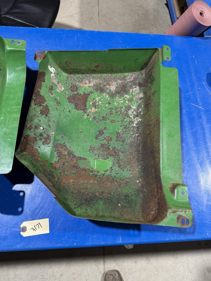 JOHN DEERE 317 LAWN TRACTOR ENGINE SIDE PANELS SET (Left/Right) | eBay