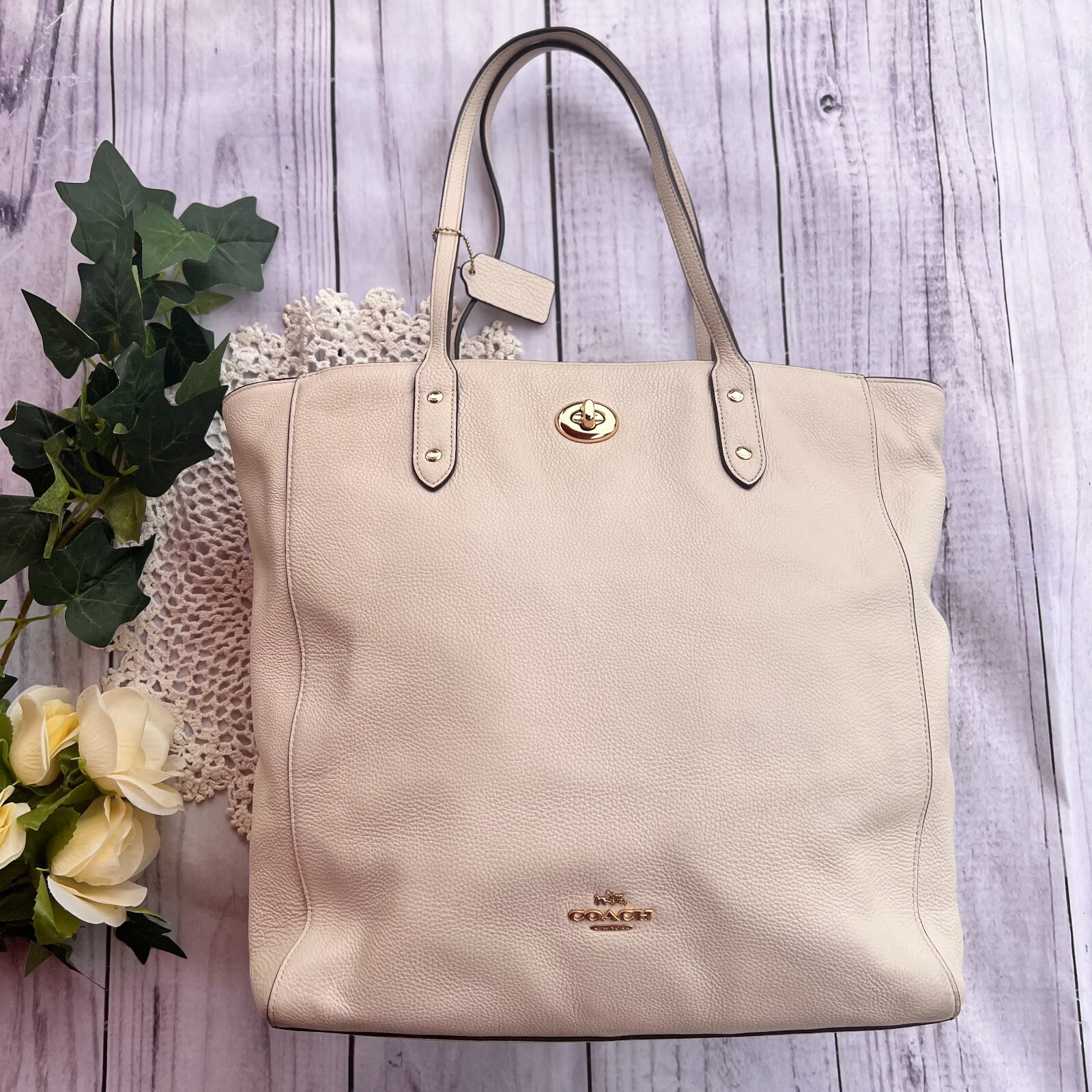 Coach chalk pebbled leather town tote shoulder bag do… - Gem