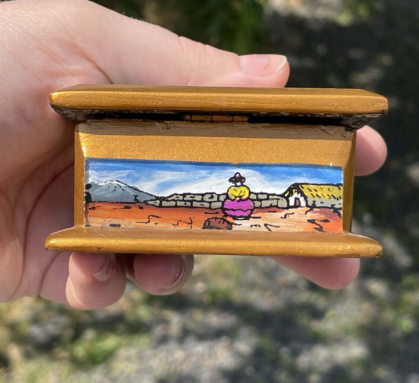 Vintage Reverse Painted Peruvian Folk Art Landscape Scenic Jewelry ...