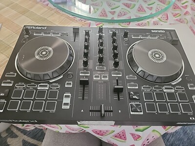 Roland DJ-202 4-deck Serato DJ Controller with Drum Machine & Cord | eBay