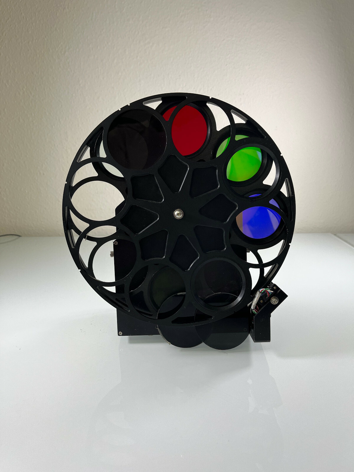 MOTORIZED OPTICAL FILTER WHEEL, with vexta motor | eBay