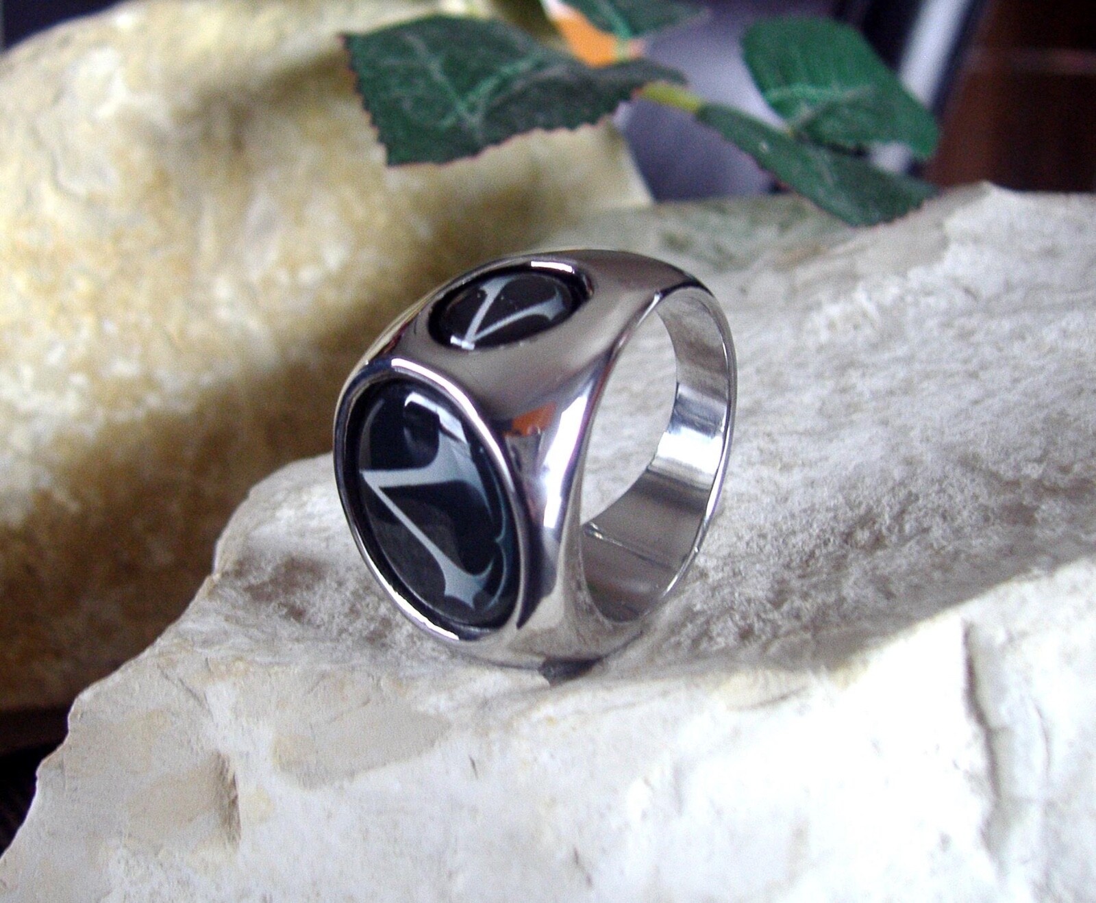 UNIQUE ASSASSIN CREED WARRIOR SYMBOL RING STEEL SILVER PIN PATCH [ N25 ...