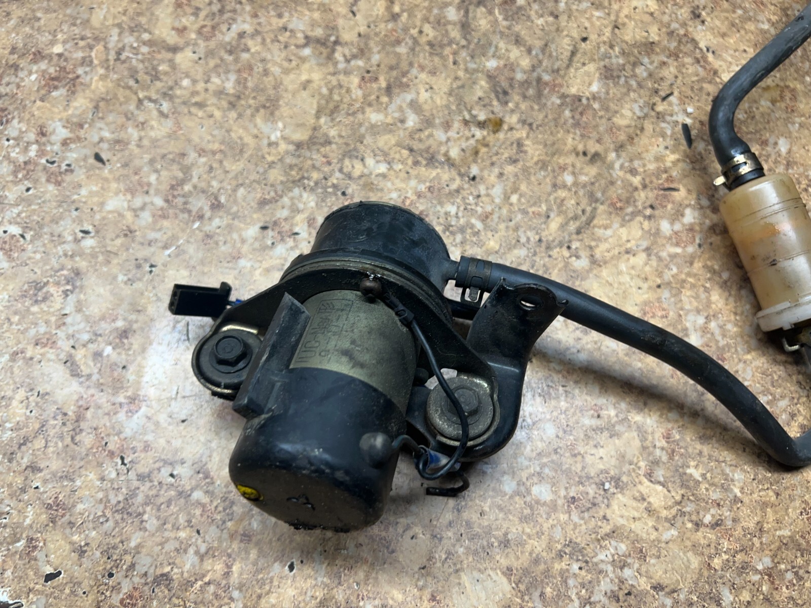 1987 Yamaha Venture XVZ1300 Fuel Pump Gas Delivery Line Hose Intake 87 ...