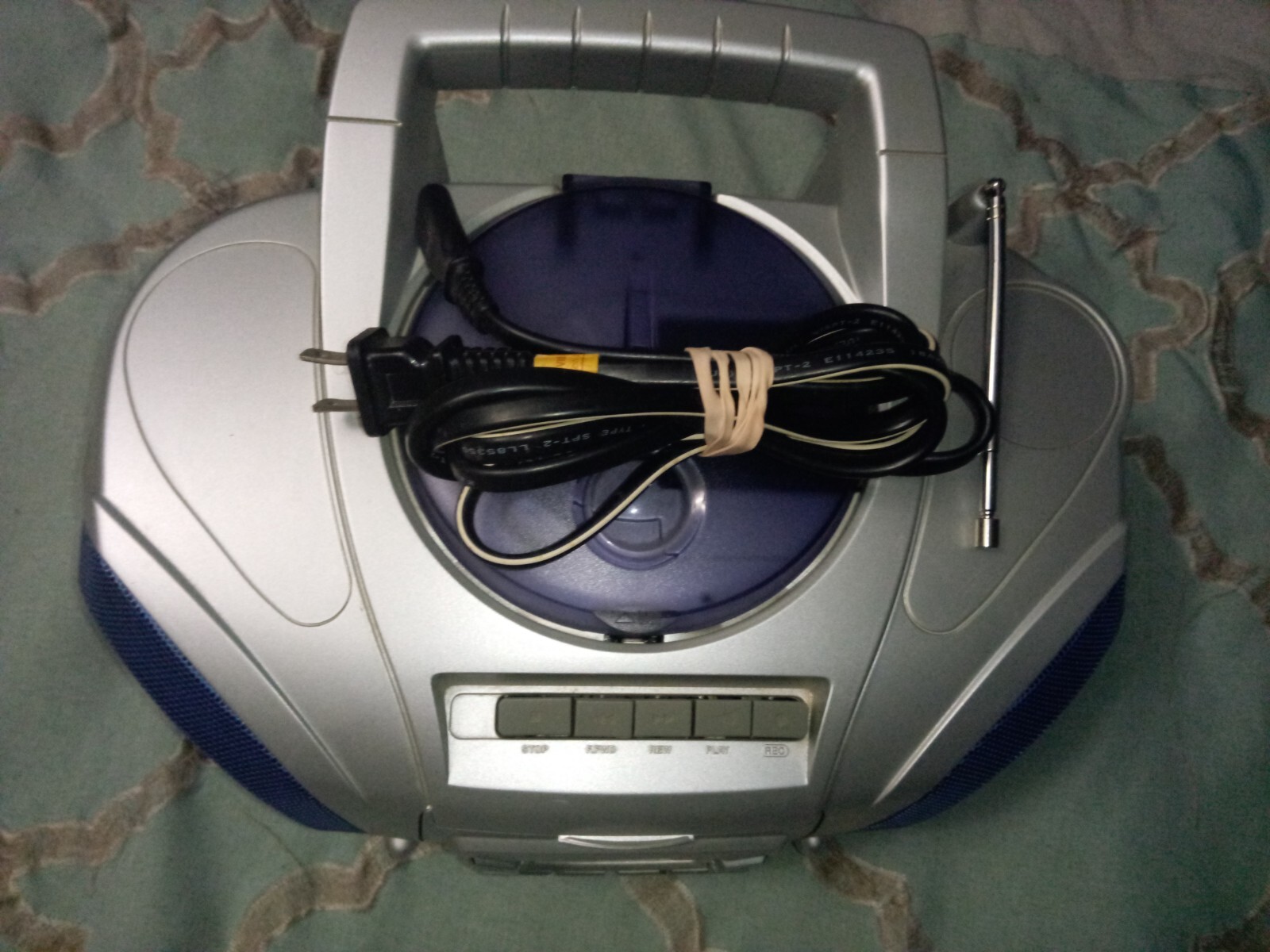 Audiovox Portable Compact Disc CD Cassette Tape Player Am FM Radio ...