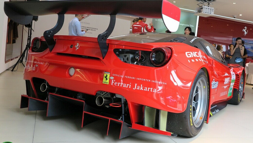 Ferrari 488 GT3 Carbon Kevlar 2 SIDE PIECES. For Rear Diffuser | eBay