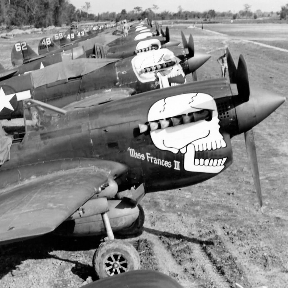 TRUMPETER 02212 1/32 P-40N WAR HAWK KIT | eBay