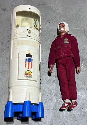 1975 Vintage Six Million Dollar Man Action Figure With Bionic Transport ...