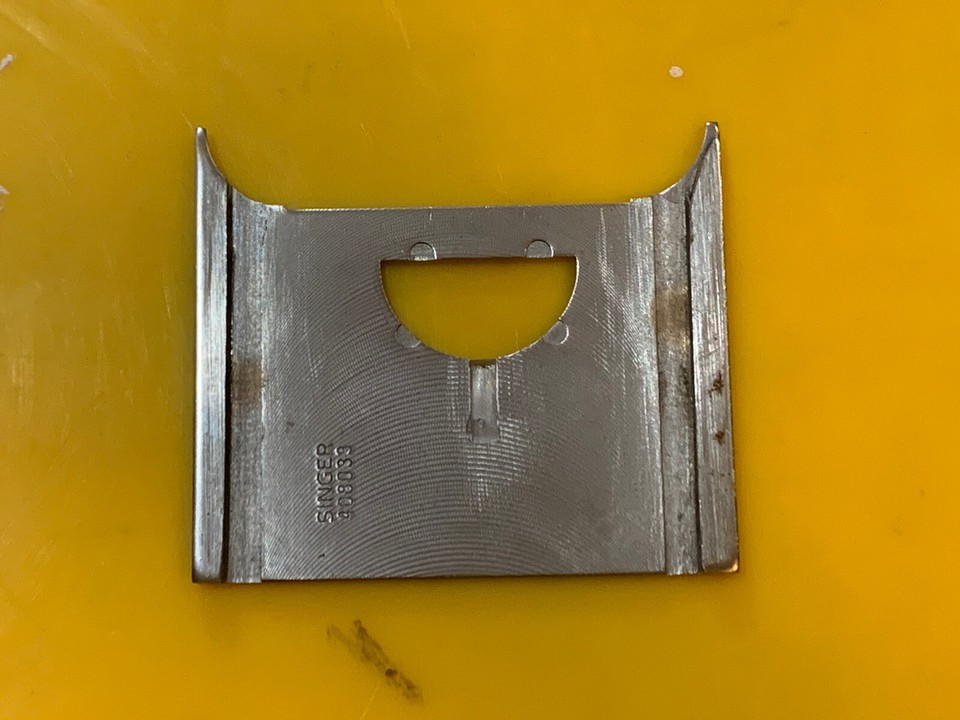 Vintage Singer Original Slide Plate Cover 408033 Nice Condition Sewing ...