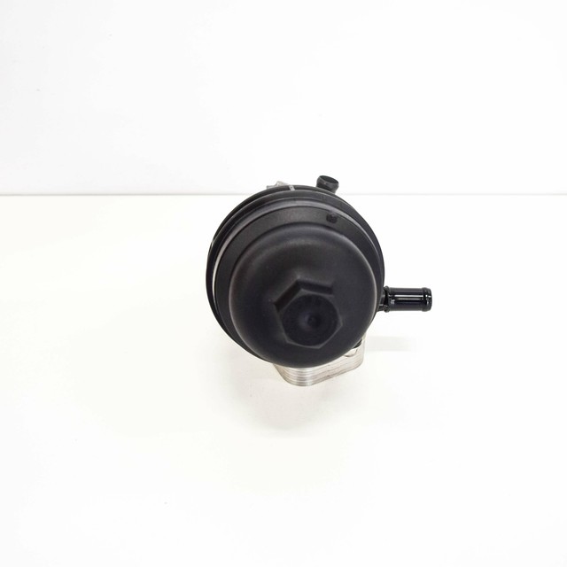 Mercedes-Benz CLA 180 C117 Oil Filter Housing A2701800500 OEM 2018 for ...