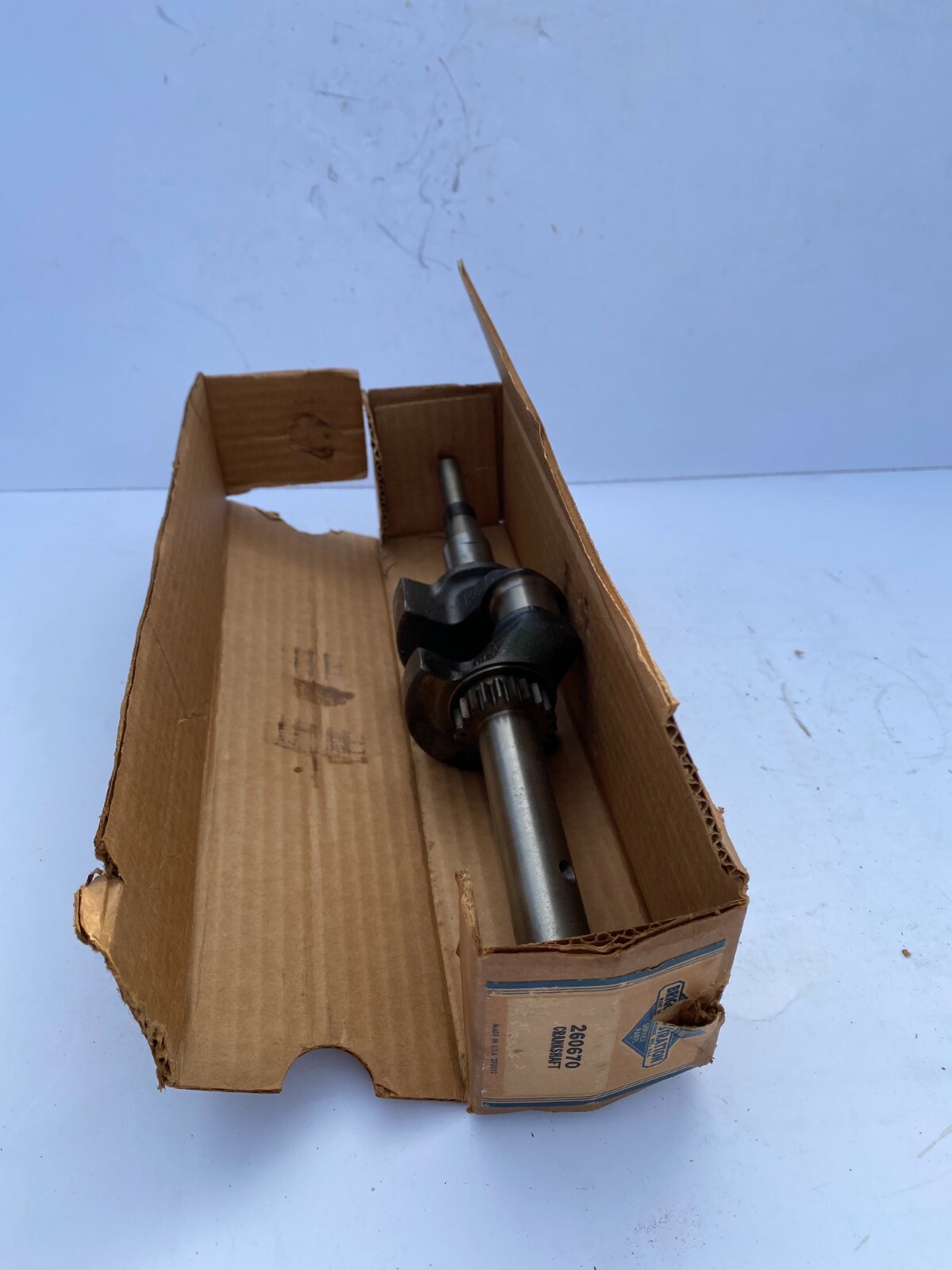 Briggs and Stratton Lawnmower? Crankshaft 260670 - OEM Old Stock for ...
