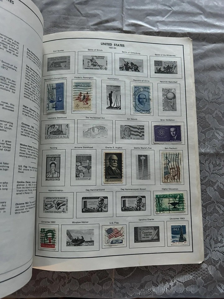 1974 Harris Freedom Stamp Album-United States-Many Stamps Included ...