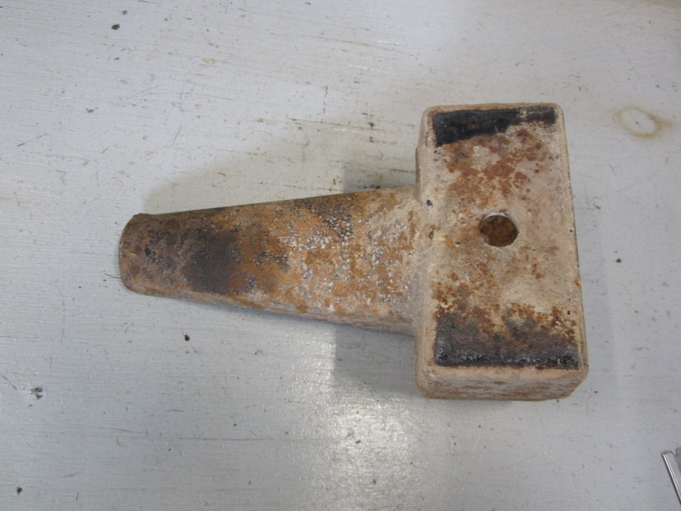 1999 - 2007 Ford F250 F350 Rear Leaf Spring Lift Block. 3.75" F81A-5598 ...