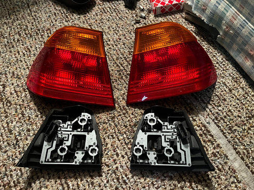OEM BMW E46 Pre Facelift Tail lights and Bulb Panels LH & RH Tested and ...