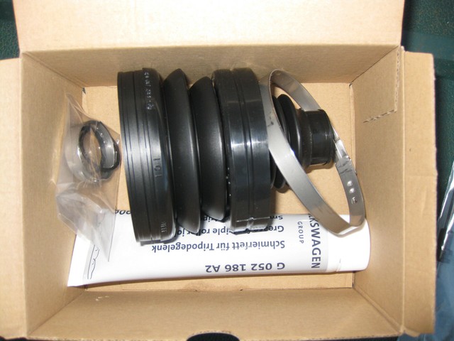 Audi A4 B8 Front CV Joint Inner Boot Kit 8K0498201B Genuine for sale ...