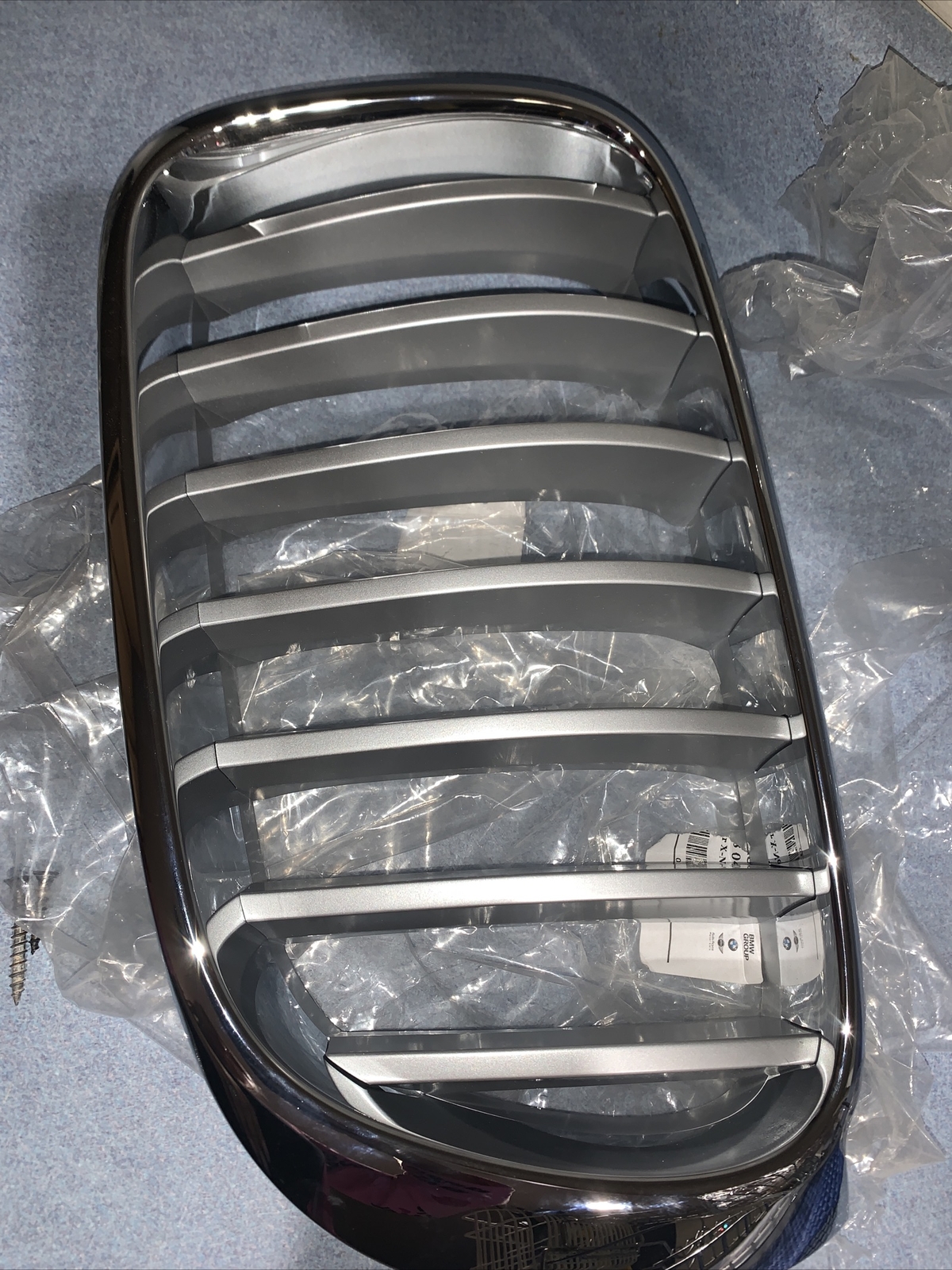OEM BMW X3 Left Grille Chrome Scratches 51117210725 for sale online | eBay
