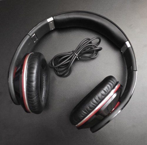 Beats by Dr. Dre Studio 1st Gen Black Wired Headphones (Read ...