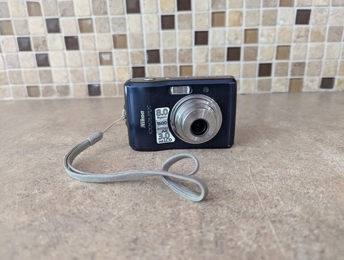NIKON COOLPIX L18 DIGITAL CAMERA 8.0MP 3X ZOOM BLUE UNTESTED | eBay