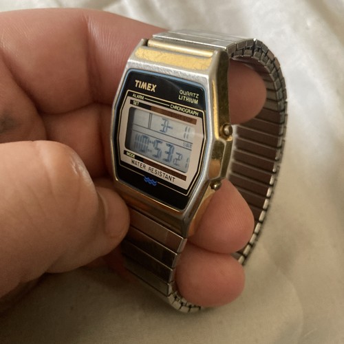 Vintage TIMEX T95 Quartz Lithium Alarm Chronograph 34mm Watch See ...