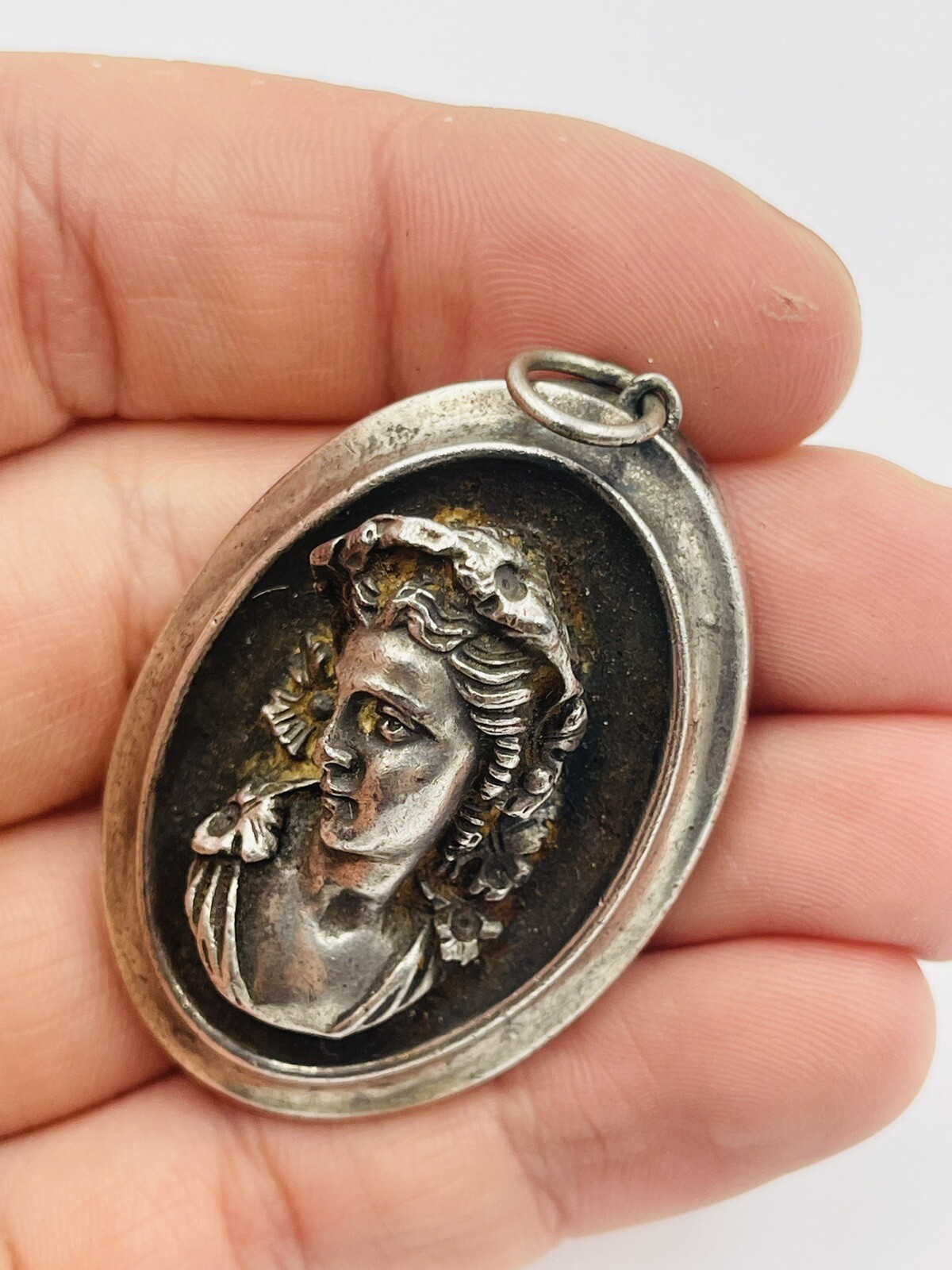 Henryk Winograd Vintage 999 Silver High Relief Lady C… - Gem
