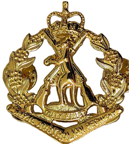 Replica Royal Australian Regiment full size badge uniform slouch hat ...