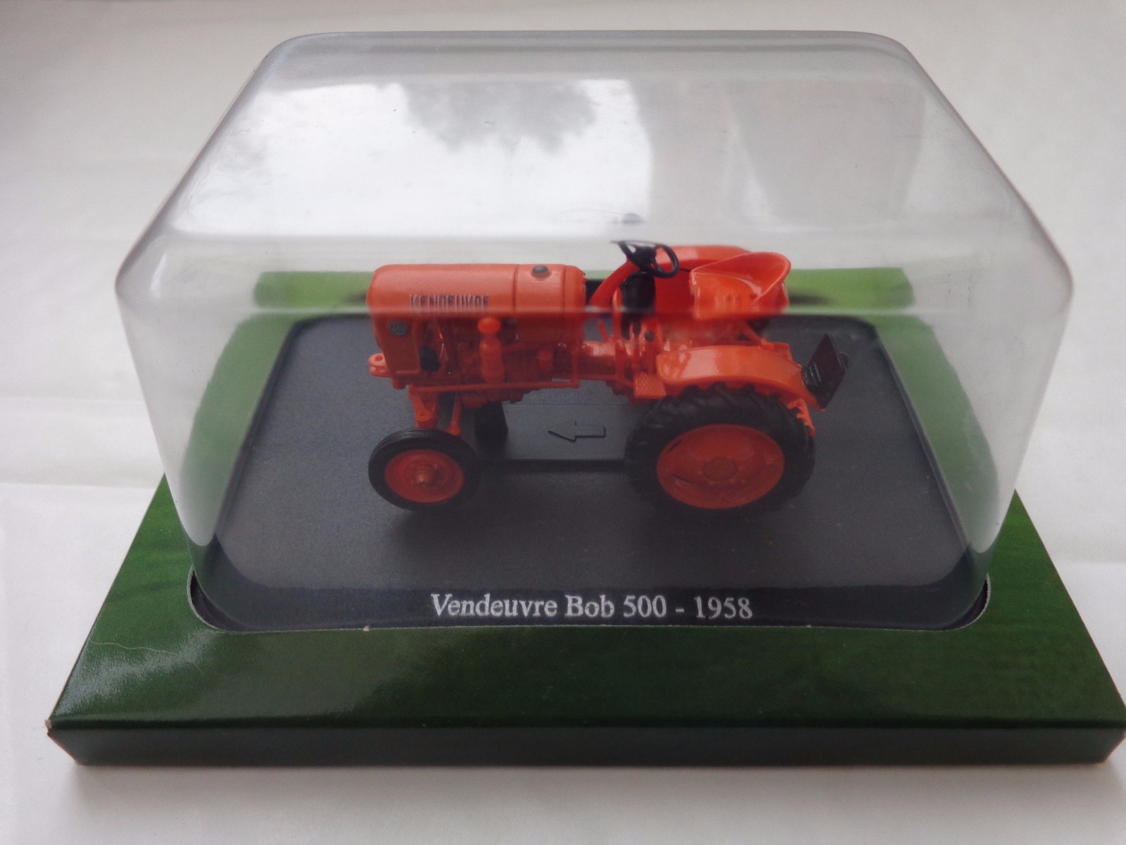 HACHETTE UNIVERSAL HOBBIES 1/43 CLASSIC VENDEUVRE BOB 500 1958 MODEL ...