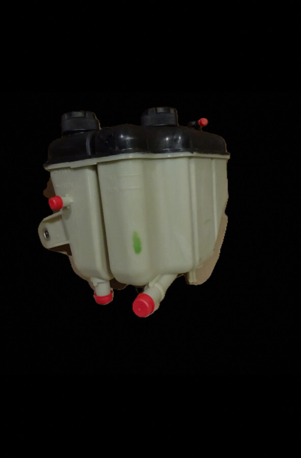 Maserati Quattroporte M156 Complete Coolant Tank (NEW) P/N 670031649 | eBay