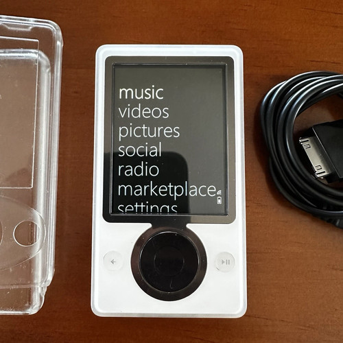 MICROSOFT ZUNE CUSTOM First Generation 30GB/128GB SSD NEW BATTERY White ...