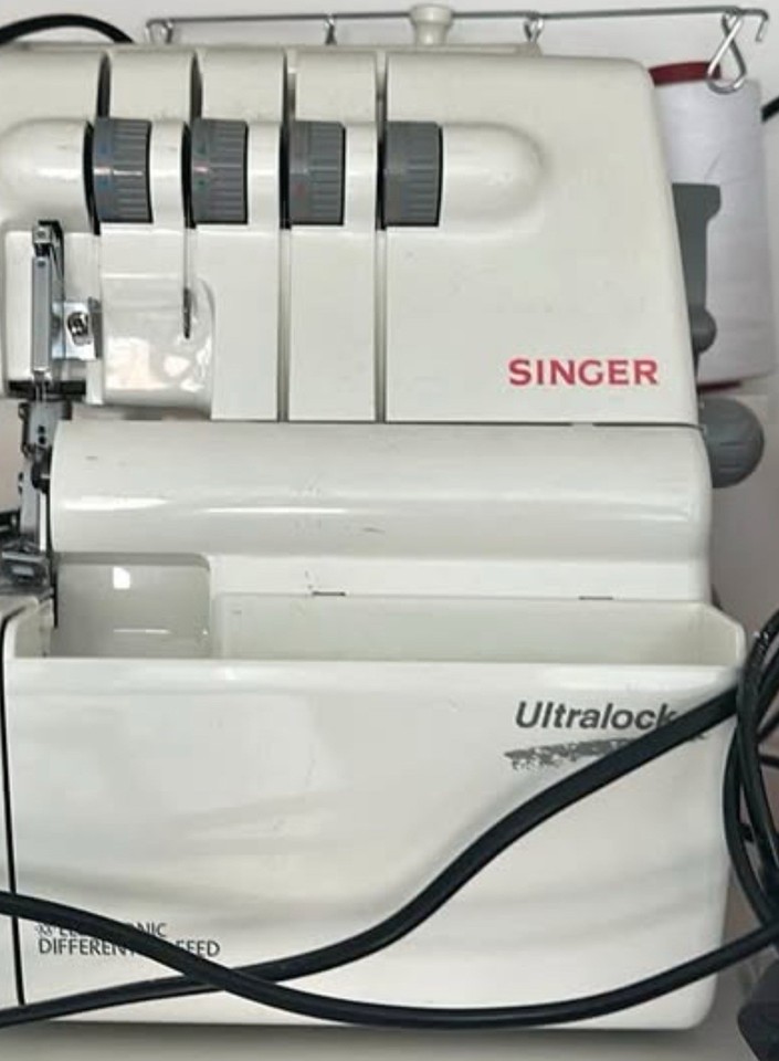 Singer Overlocker Ultralock Machine Serger 14U 64A | 144 Serviced-Good ...