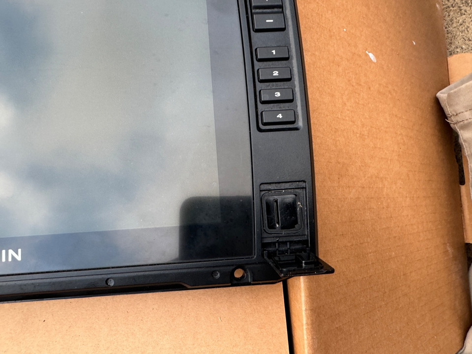 GARMIN Echomap 94SV GPS Chartplotter / Fishfinder w/ Power Cable ...