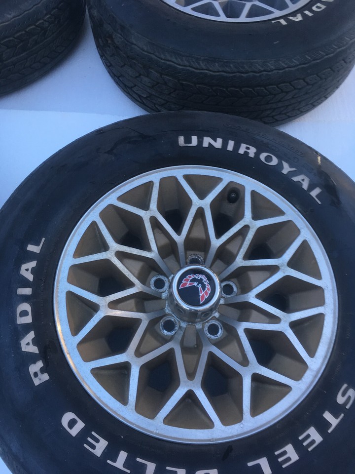 Vintage 1977-81 Pontiac Trans Am Snowflake Rims / OEM UniRoyal Tires GR ...