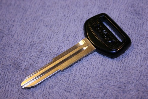 90999-00174 Uncut Key Blank - Corolla MR2 Supra 4Runner Pickup ...
