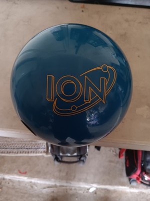 Storm ion solid 14 lbs bowling ball | eBay